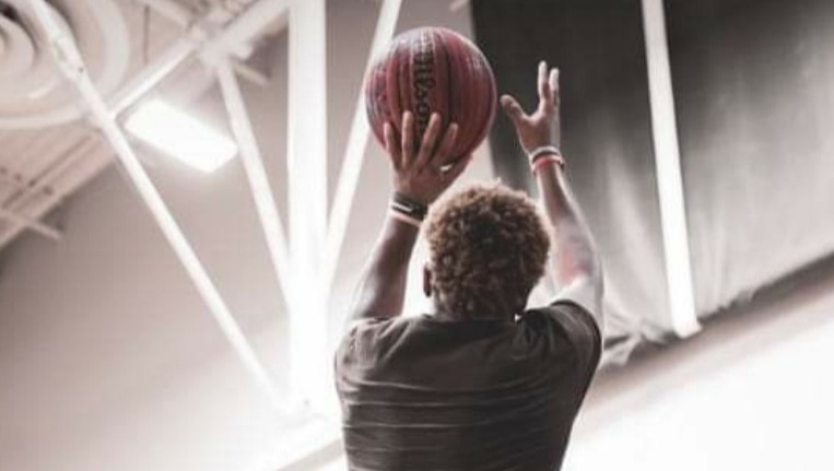 Fundraiser by Chantel Stokes : Support Makhai's Basketball Dream in Spain