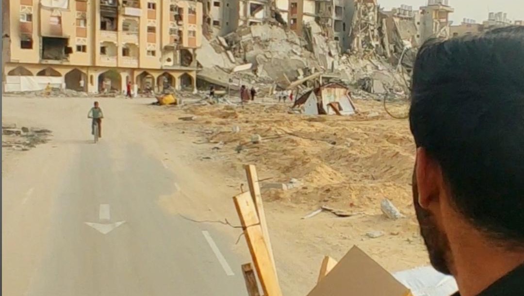 Fundraiser by Moeder en Zoon : Help Suraj and his family REBUILD.