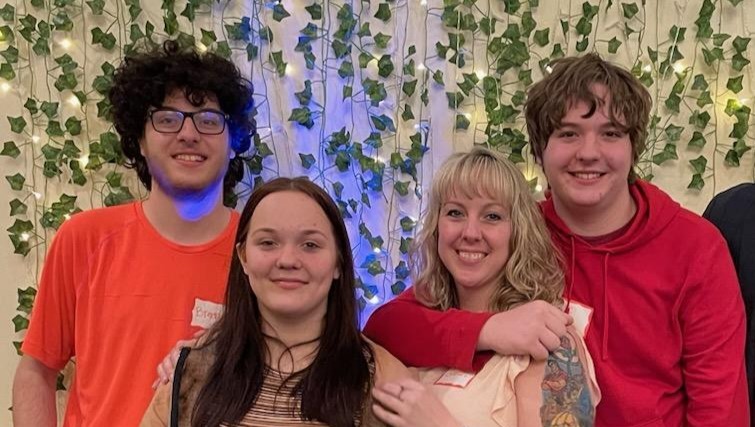 Fundraiser for Sarah Haggard by Alison Goll : Stand with Sarah: Single ...