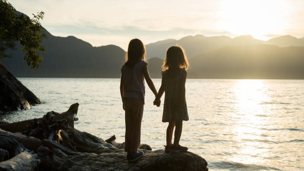 Fundraiser for Shayna Carty by Erin Rhatigan : A Family's URGENT Escape ...