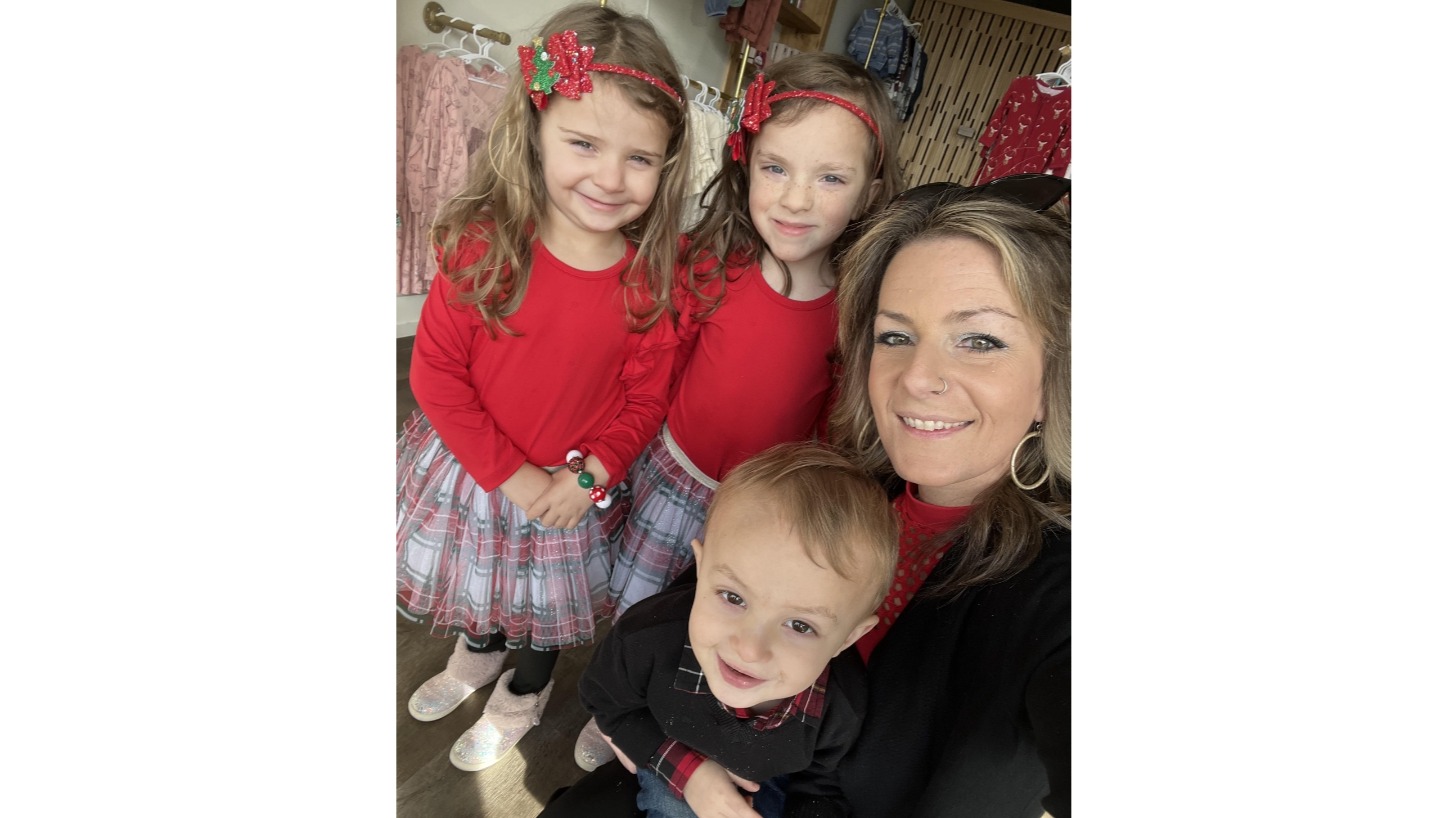 Fundraiser for Nicole Hahnl by Carrie Hewitt : Help this family with a ...