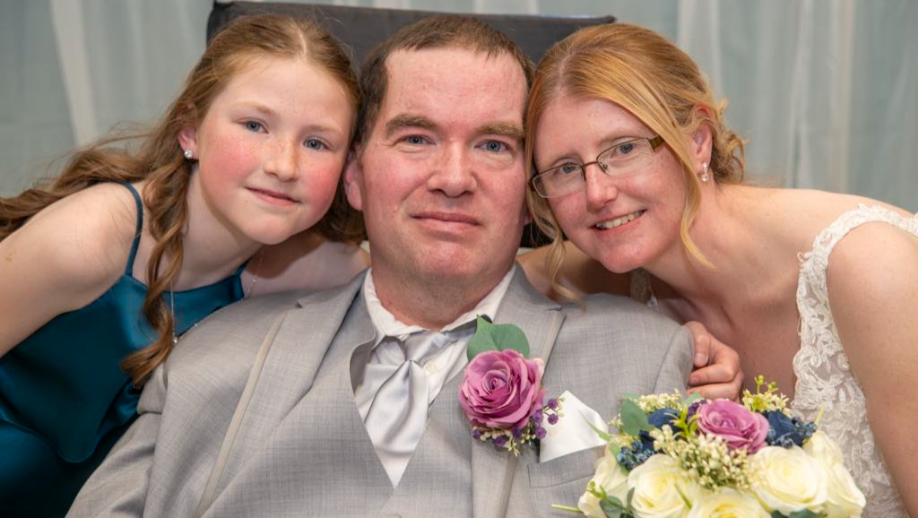 Fundraiser for Dianne Mercer by courtney bartlett : Owen Benoit and Family