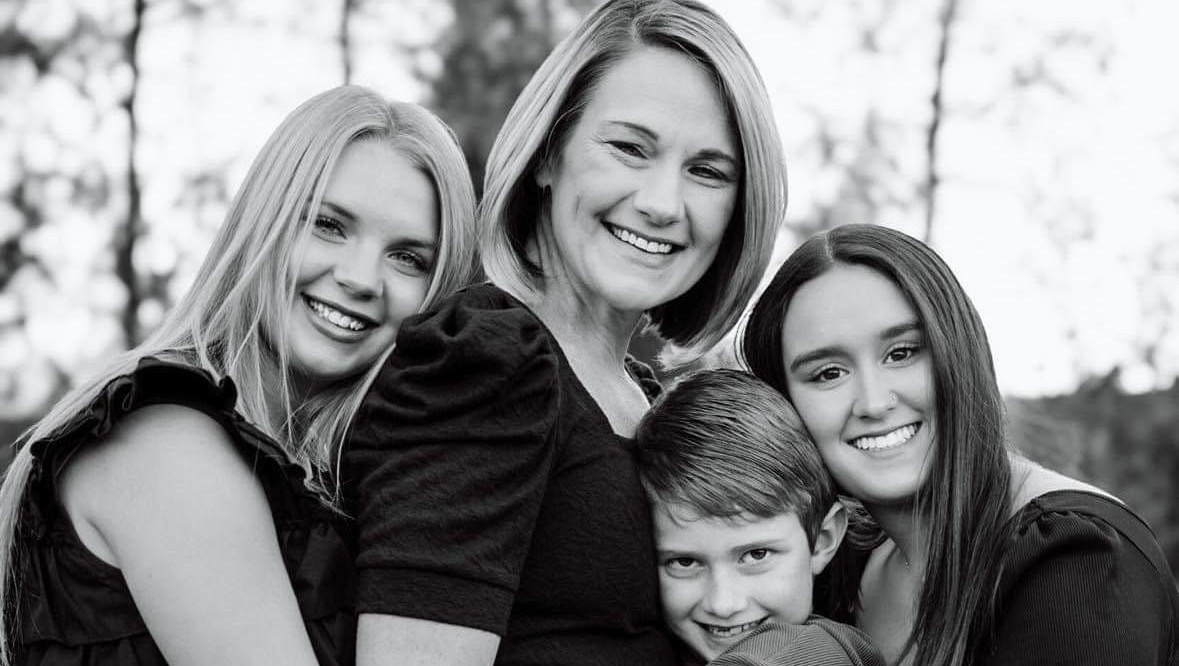 Fundraiser by Michelle Whatley : Stand with Kelly Guillory Against Cancer