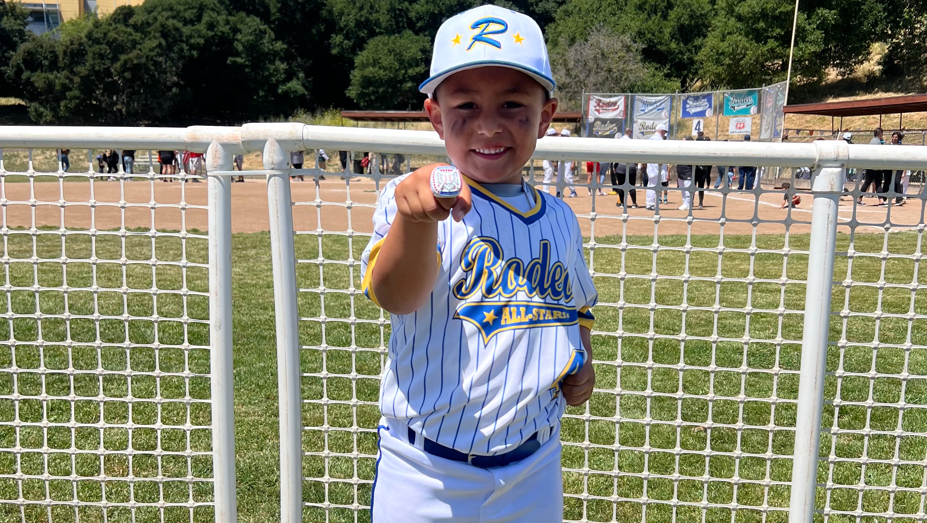 Fundraiser by Matthew Botello : Support Noah's Little League World ...