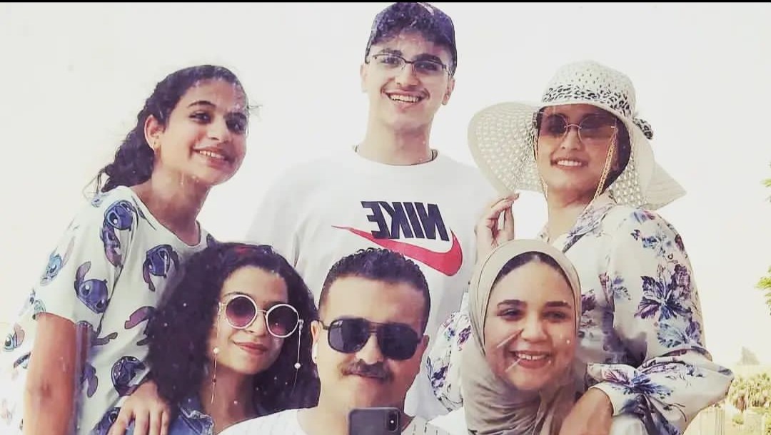 Fundraiser for Chris Dorado by Hedaya Mohammed : Escape Gaza war! Help me and Family