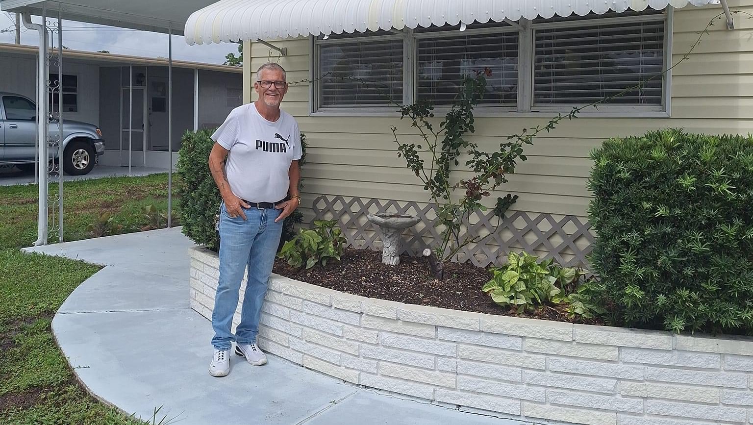 Fundraiser for Horace Roberts by Barbara Schnurr : Help Curly Furnish ...