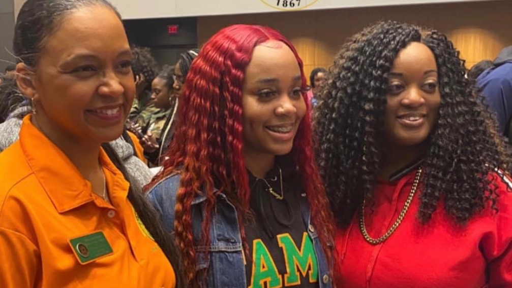 Fundraiser by Destiny Wright : Support Destiny's Dream to Graduate