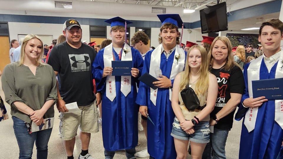 Fundraiser for Ashley Minor by Khallie Mclaughlin : Stand with Ashley's Family in Flood Recovery