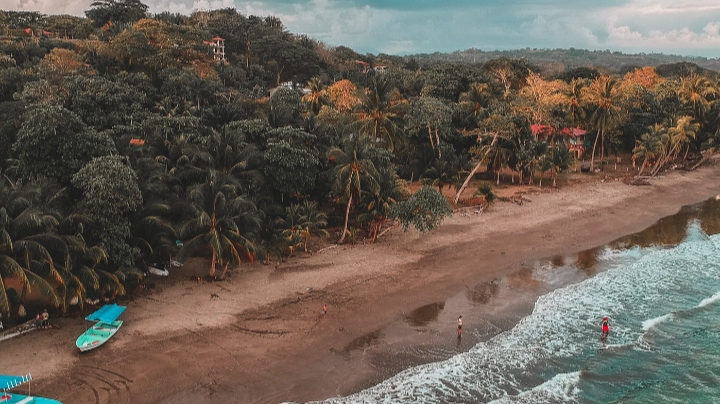 Fundraiser for Virginie Gagné by Elliot James DAoust : Costa Rica ...