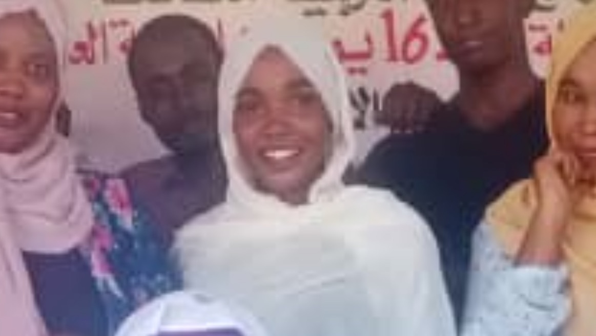 Fundraiser by Mutaz Eltayeb : Help Muzan Continue Her Education