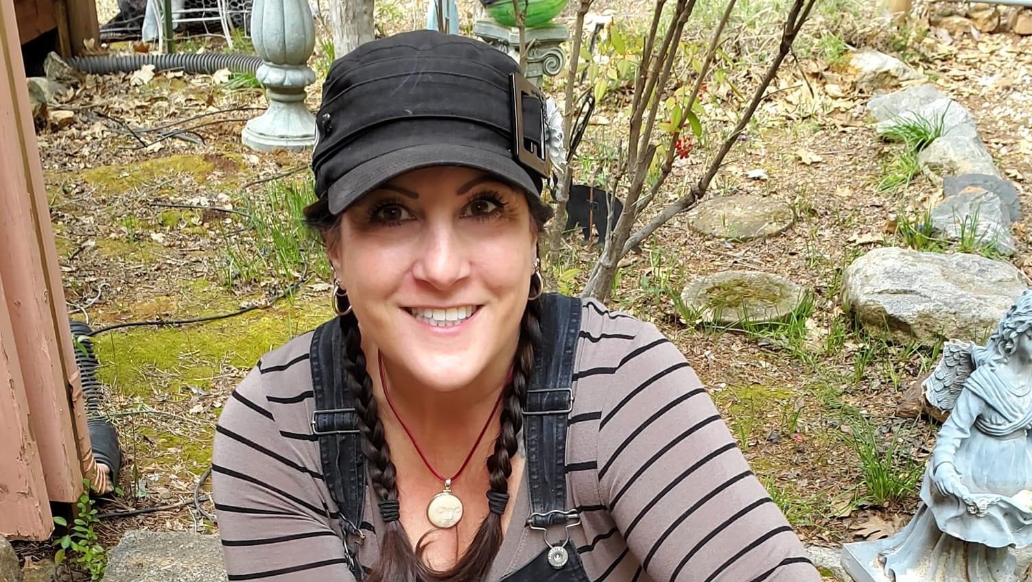 Fundraiser by Aja Cammarota : To support Lisa Cammarota and her Service