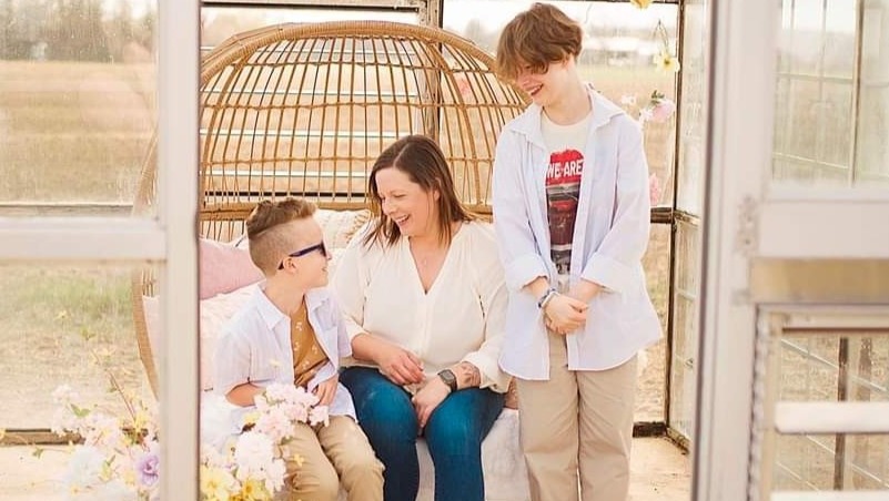 Fundraiser by Tressa ryan : Amber continue to pay bills during recovery