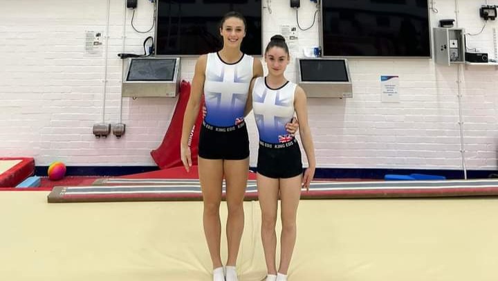Fundraiser by Rachel Maggs : Support Polly and Lila's journey to the World Championships