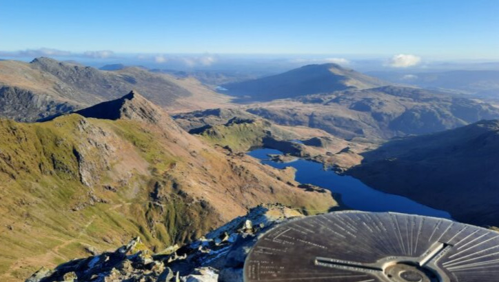 Campaña de Michael Rossington : Snowdon Sunrise hike in aid of those ...