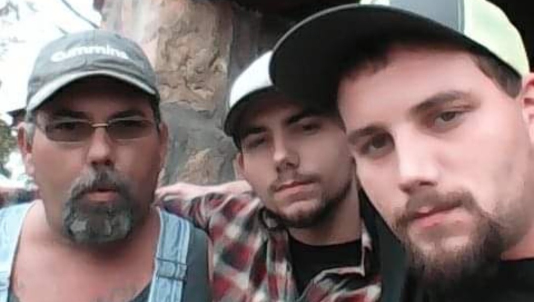 Fundraiser for Thomas Davis by Amber Talbert : Help Cover Russell Davis ...