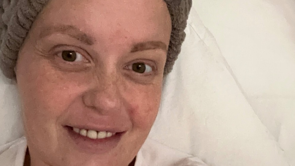 Fundraiser by Donna Ritchie : Wigging out at cancer