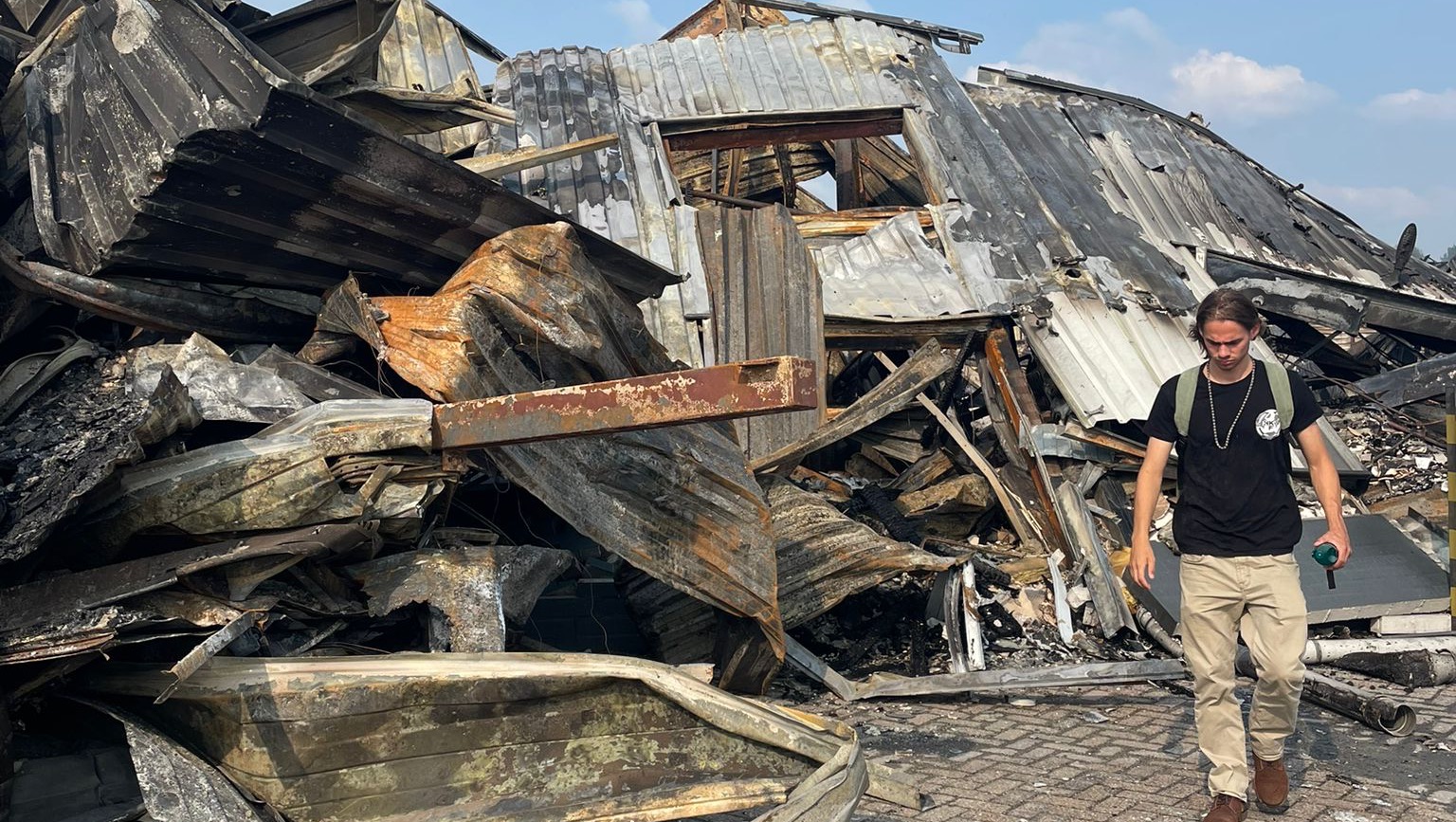 Fundraiser by Julien Sluyters : Help Julien uit de brand