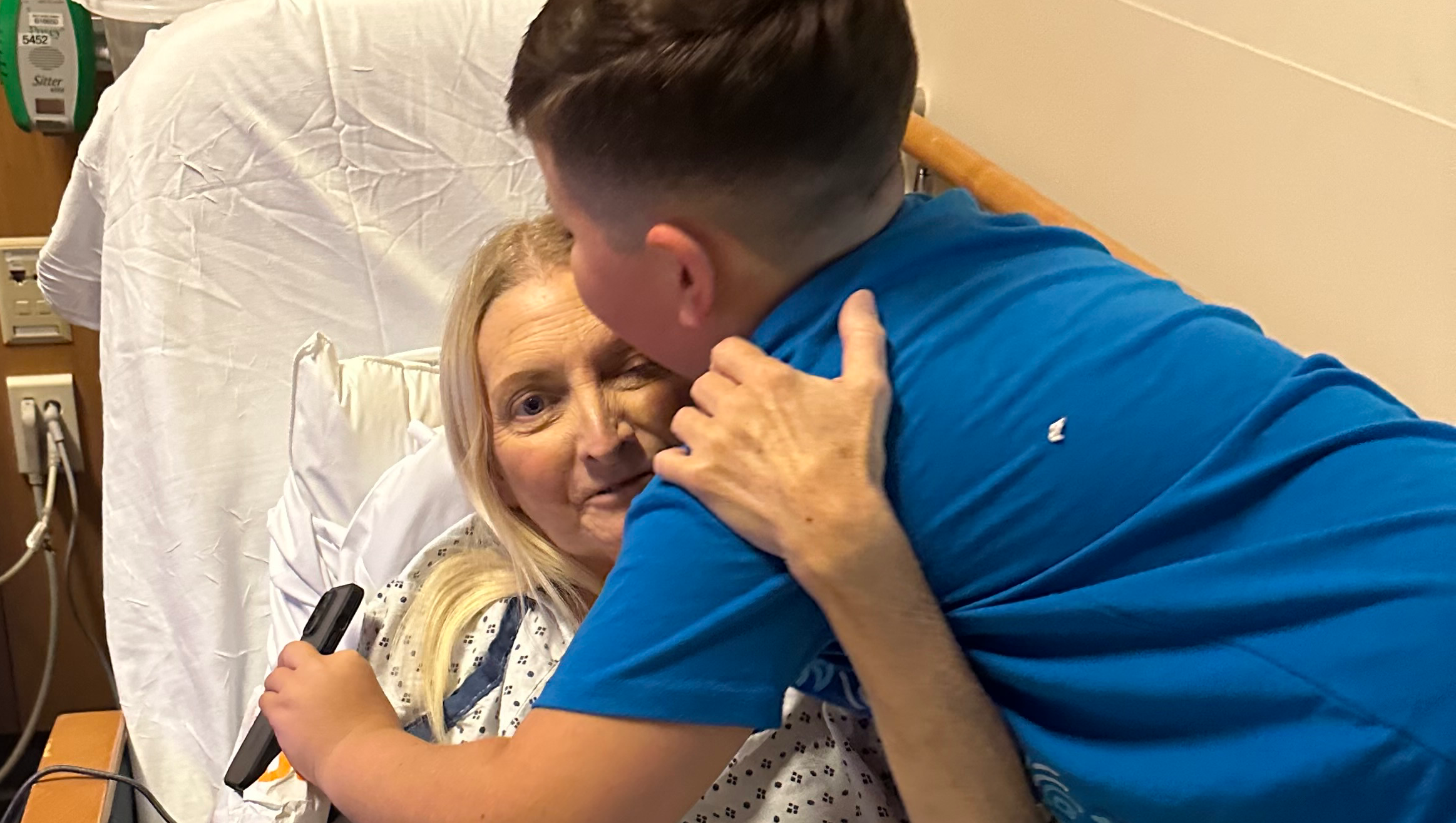 Fundraiser by Amanda Mayan : Support Mom's Hip Surgery Recovery