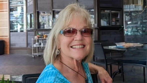 Fundraiser for Edie Bertling by Tom Goodwin : Mobile Home Wrecked in ...