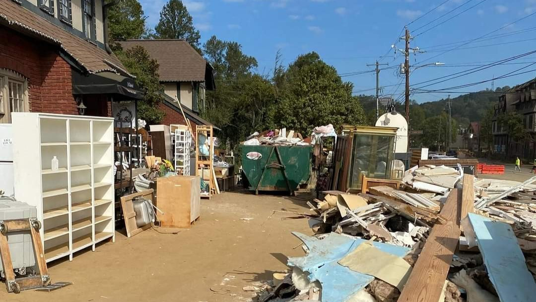 Fundraiser for Paul Shumbera by Kristine Lepow : Help Biltmore Lamp ...