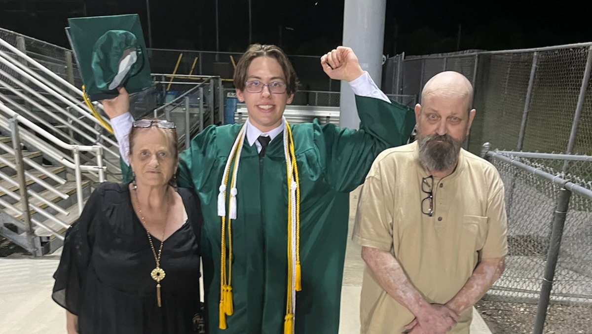 Fundraiser for Deborah Rinehart by Elise Brown : Help a Family Recover ...