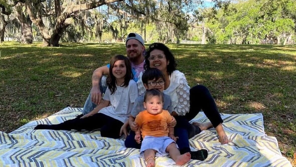 Fundraiser by Quina Aragon : Help Akenia's Family Rebuild After Hurricane