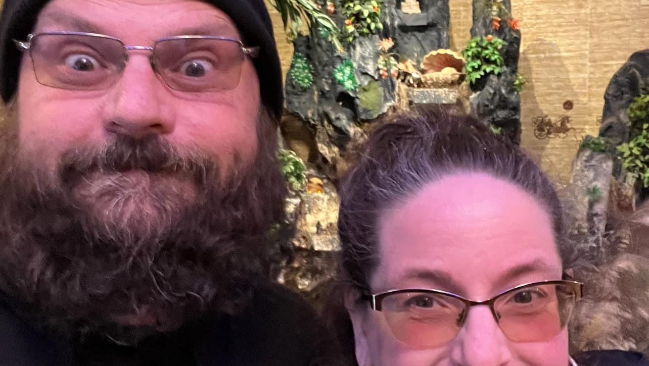 Fundraiser by Cheyenne Avila : Give Uncle Greg the Burial He Deserves