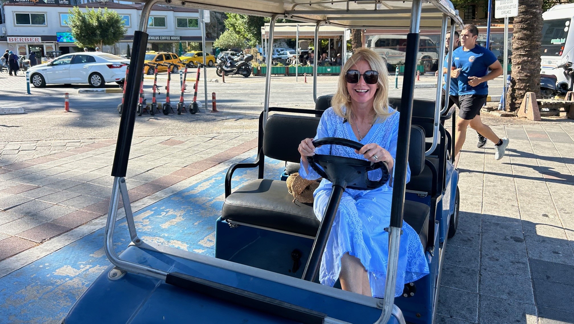 Fundraiser by Andrew Macdonald : Buy Beehives for Rachael's Birthday!