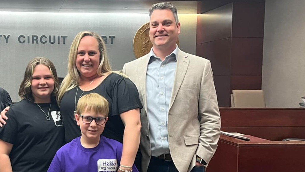 Fundraiser for Erik and Lindsay Morrison by Lauren Seiler : Help the ...