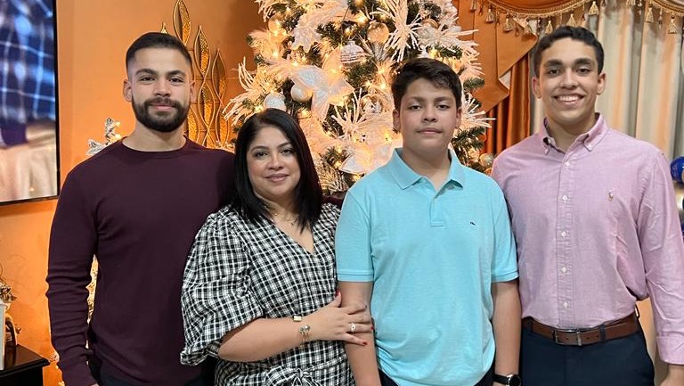 Fundraiser by Natalia Nasser : Support Annette Reyes