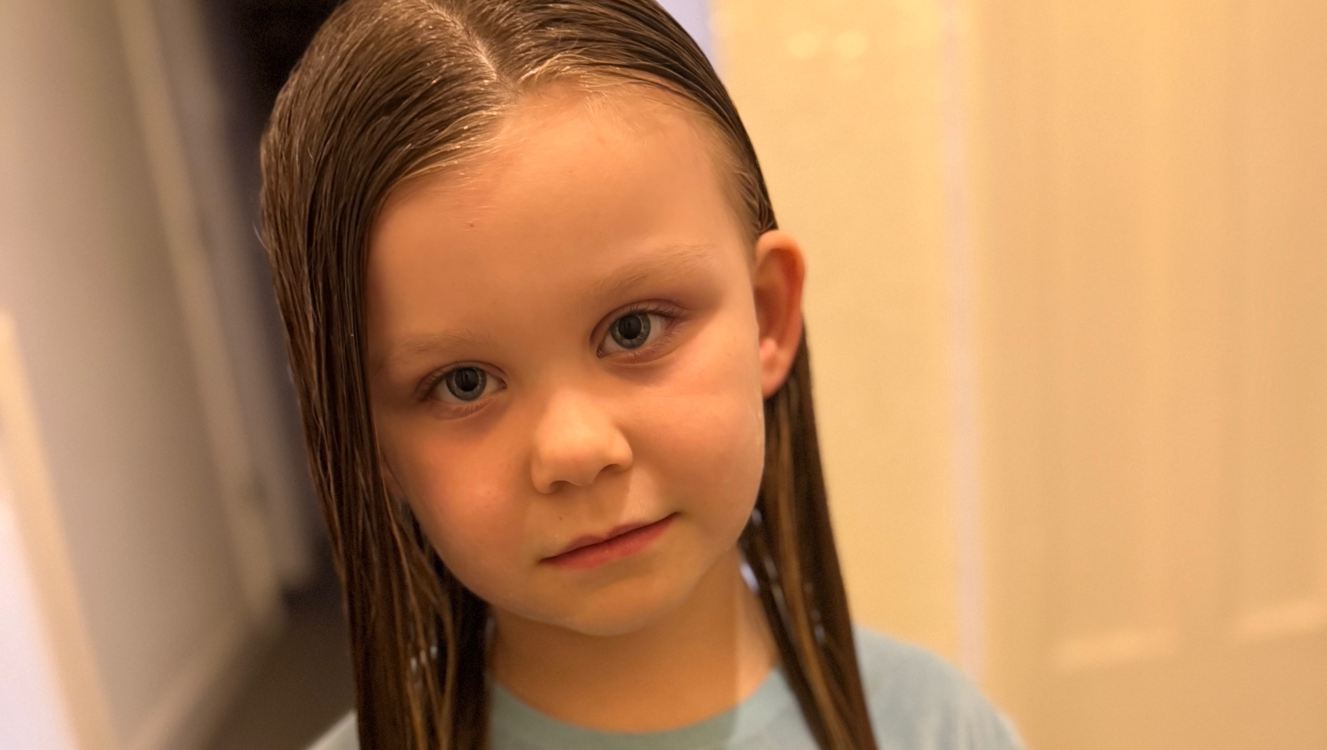 Fundraiser by Jessica McGrath : Riri’s princess hair donation