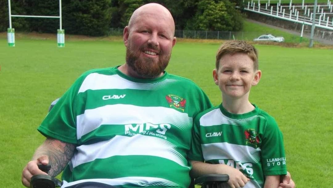 Fundraiser by Mark Perrett : Give the Williams family a Christmas gift ...