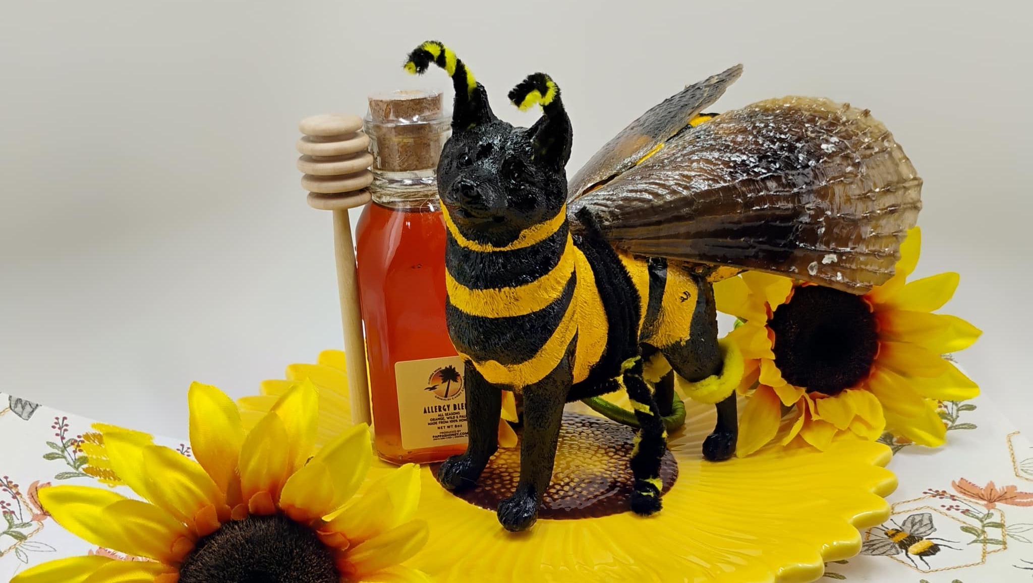 Fundraiser by Di Lynch : The Beekita - Artist George Sykes