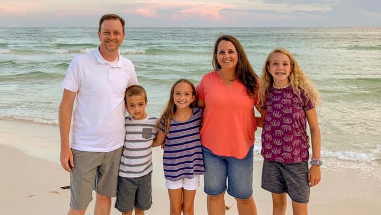 Fundraiser for Laura Smith by Tim Gooch : Support the Smith Family in ...