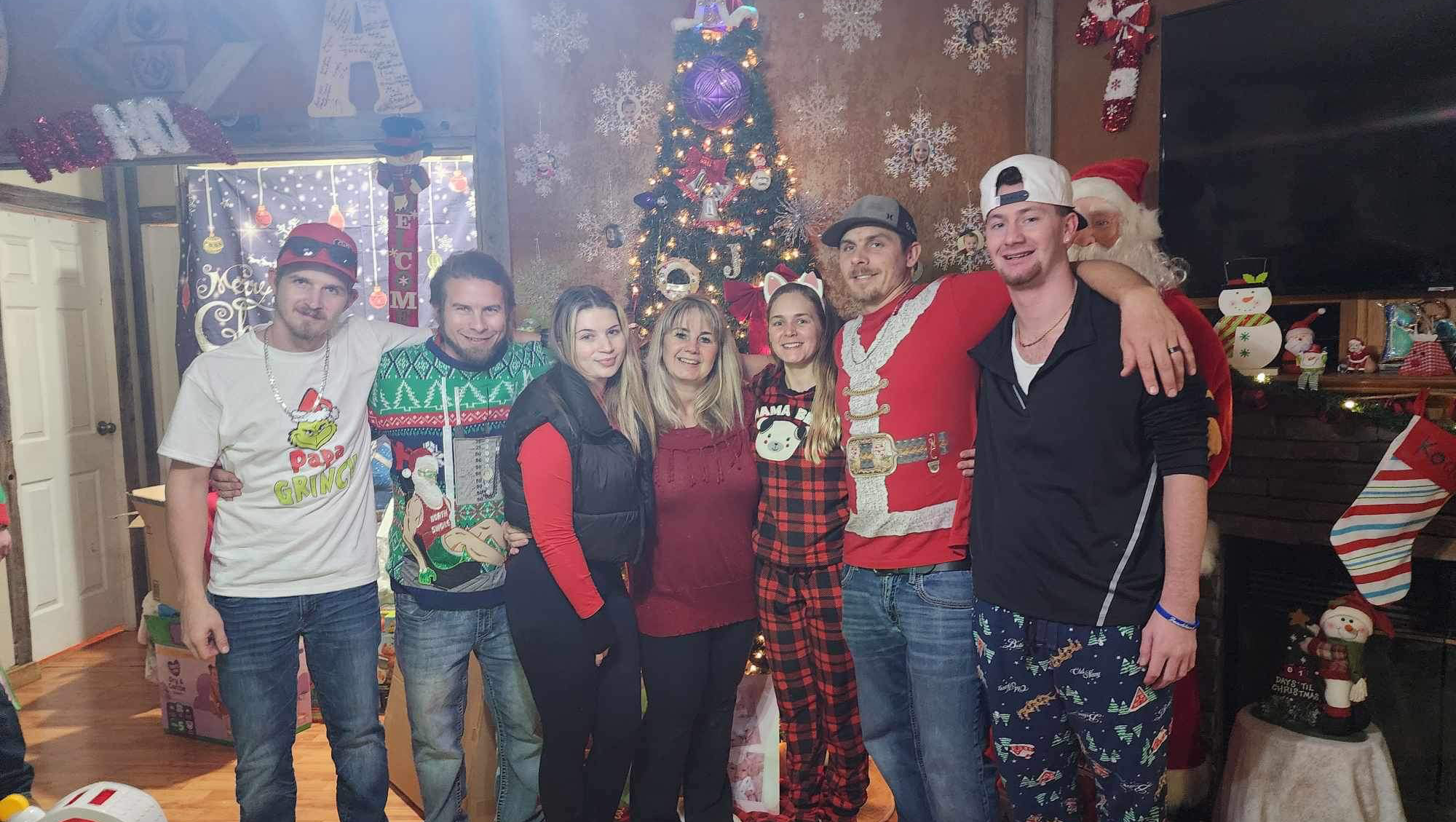 Fundraiser for Angel Watson by Zachary Mccreight : Our mom has cancer