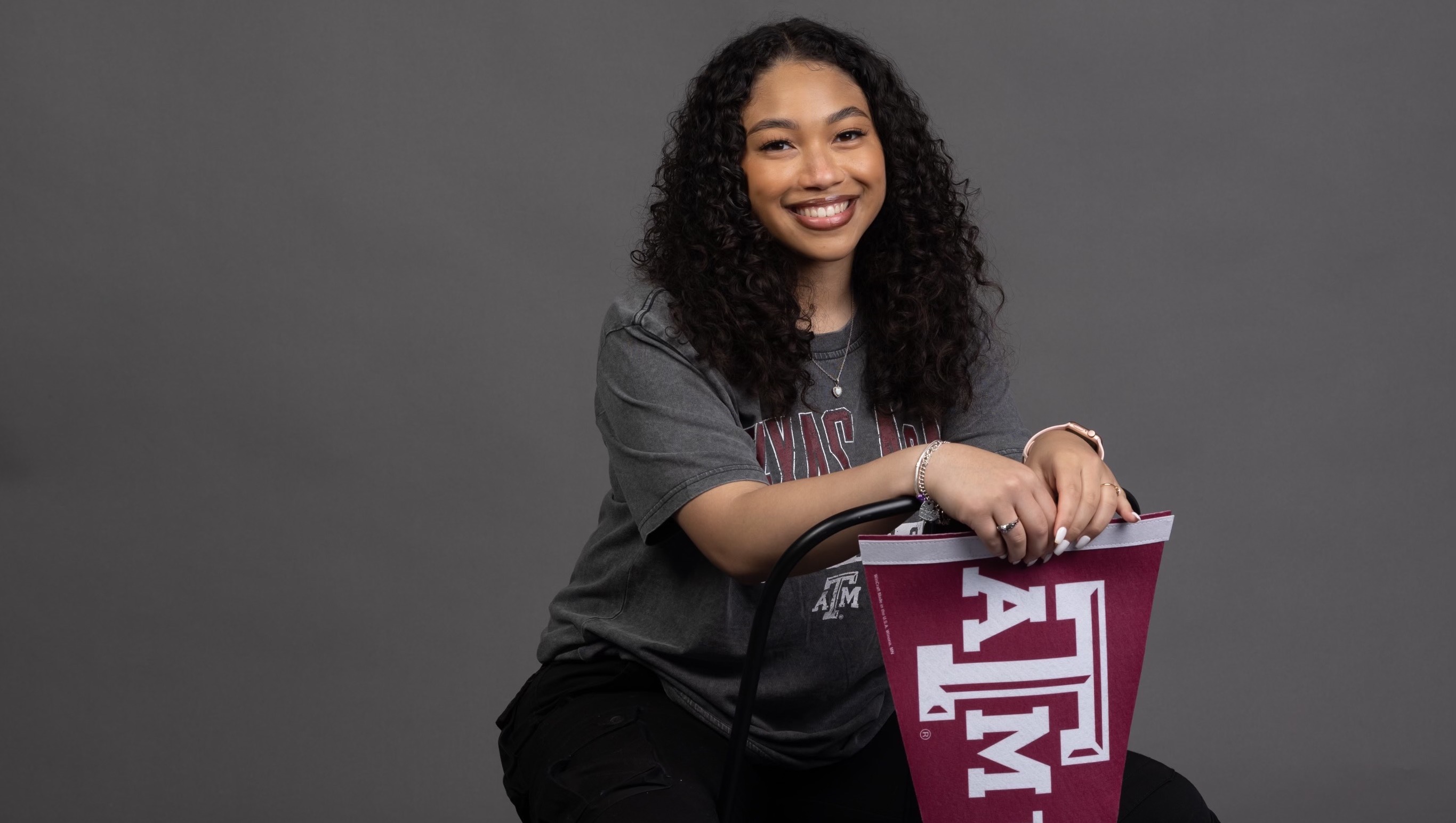 Fundraiser by Jasmine Mosley : Help Kalani Achieve Her Dream in Medicine