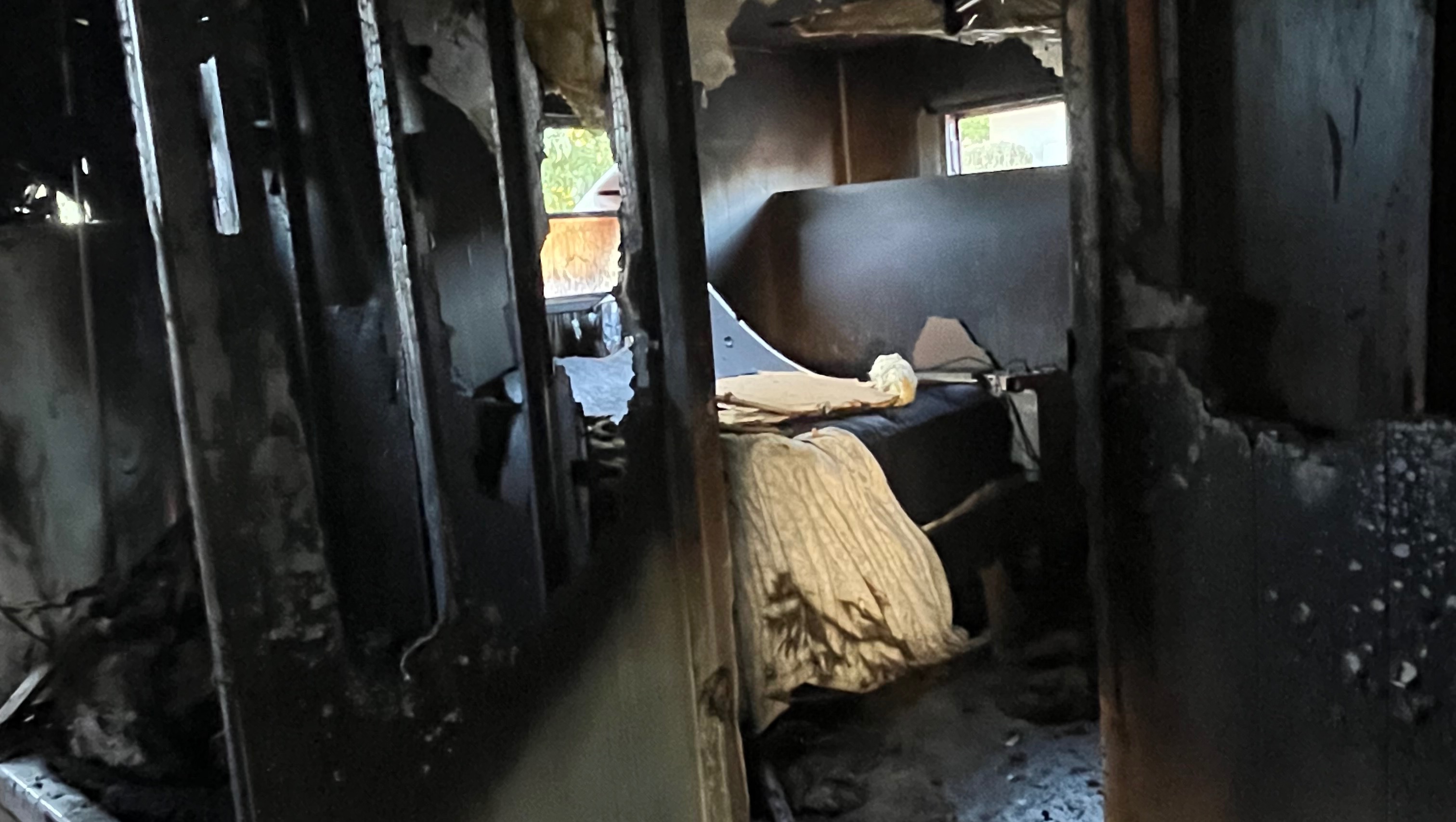 Fundraiser by Arlene Rodela : Help Mark and Rhianna After Devastating Fire