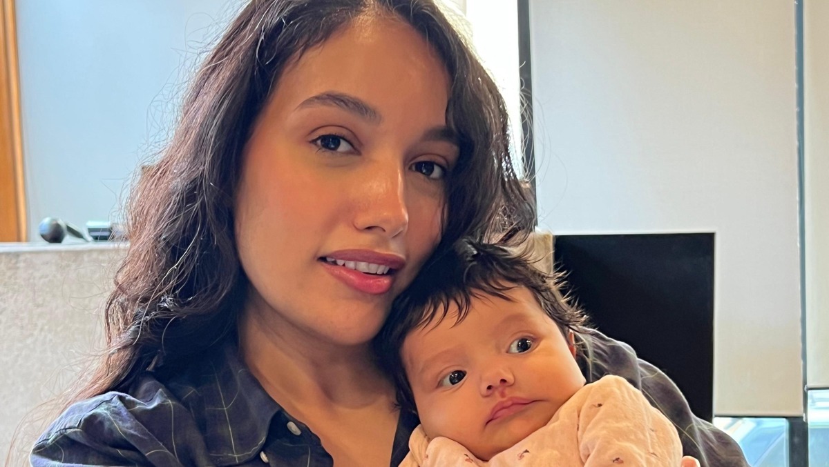 Fundraiser by ghia bar : Help Ghida and baby Ruby start again after the war