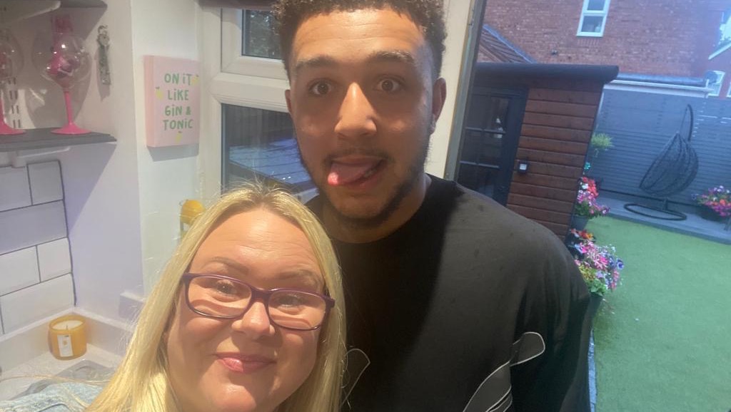 Fundraiser for Ian Jennings by Kai Steer : 1000 kick up- Fundraiser for ...