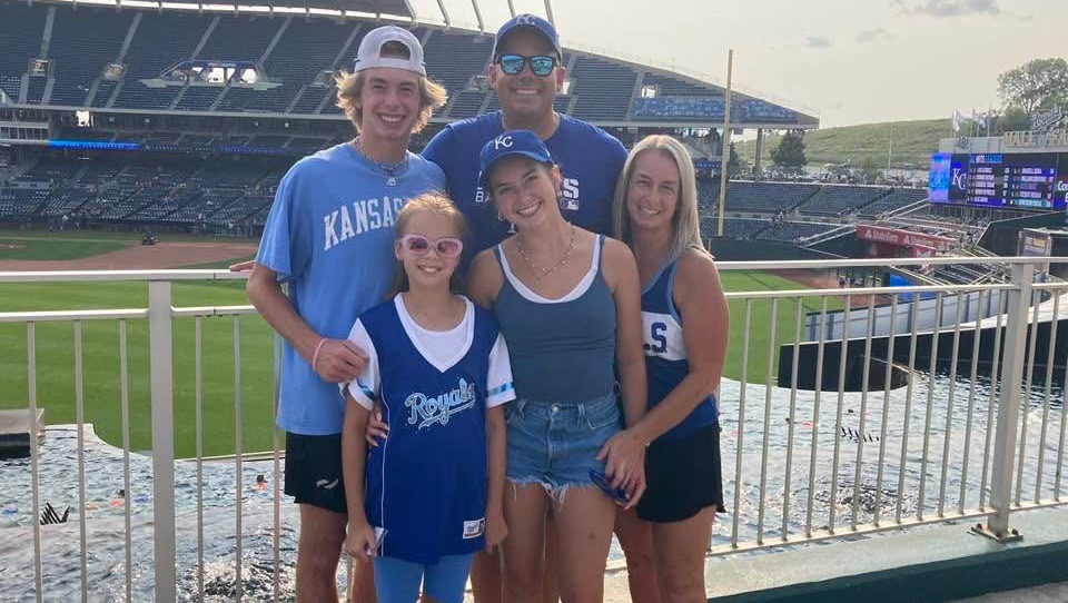 Fundraiser for Mindy Travis by Joey Quevedo : The Family of Brian Travis