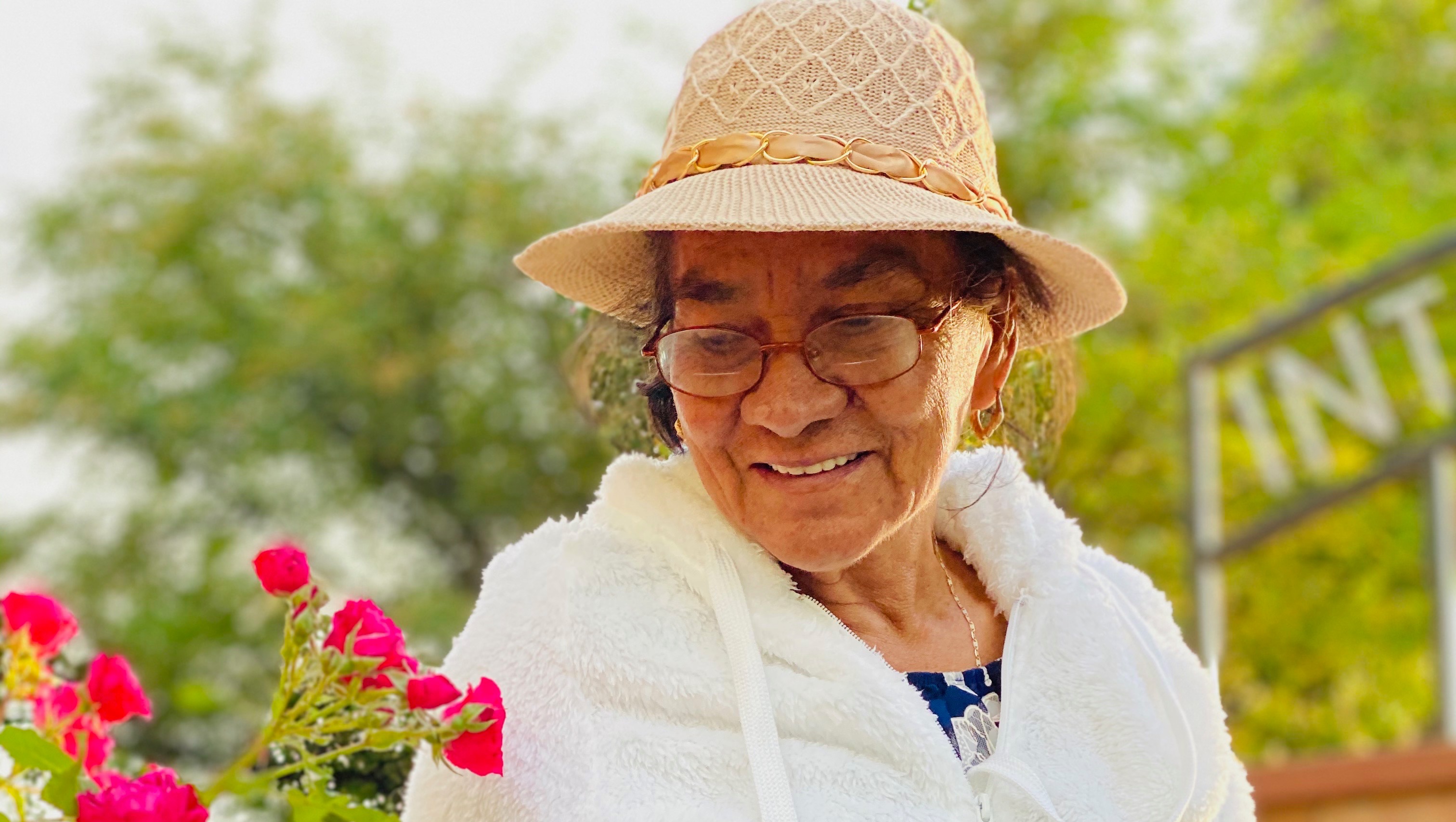 Fundraiser by Jaylee Rains : Support Esther's Final Journey to Texas