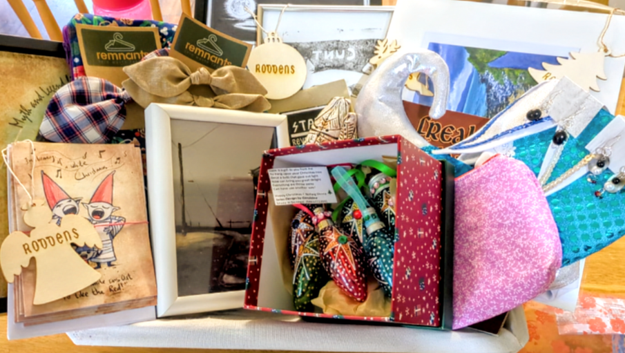 Fundraiser by Amy Carroll : Rodden's Art Club Christmas Hamper