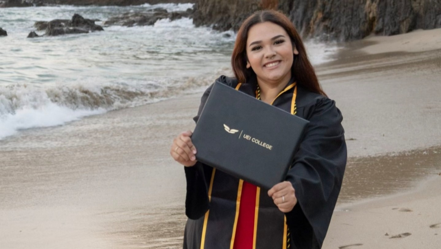 Fundraiser for Andrea Lomeli by James Barwell : Help Drea and Isabella ...