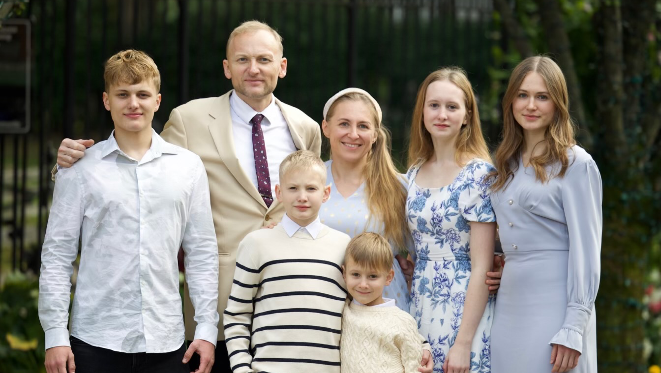 Fundraiser for Yelena Belyakov by Andrey Uteyev : Support Vitaliy Belyakov's Family in Their Loss