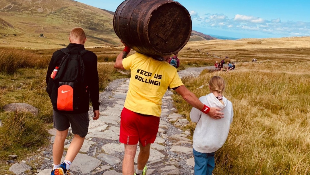 Fundraiser by Lee Strawbridge : Tar Barrels walk 500 miles