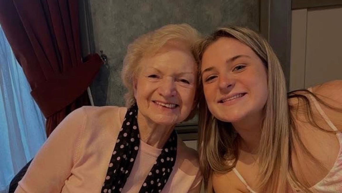 Fundraiser by zoë partridge : Skydive for Heart Research UK