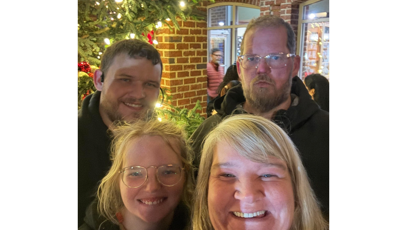 Fundraiser for Robin Bowling by Katie Justus : Support Ms. Robin's ...