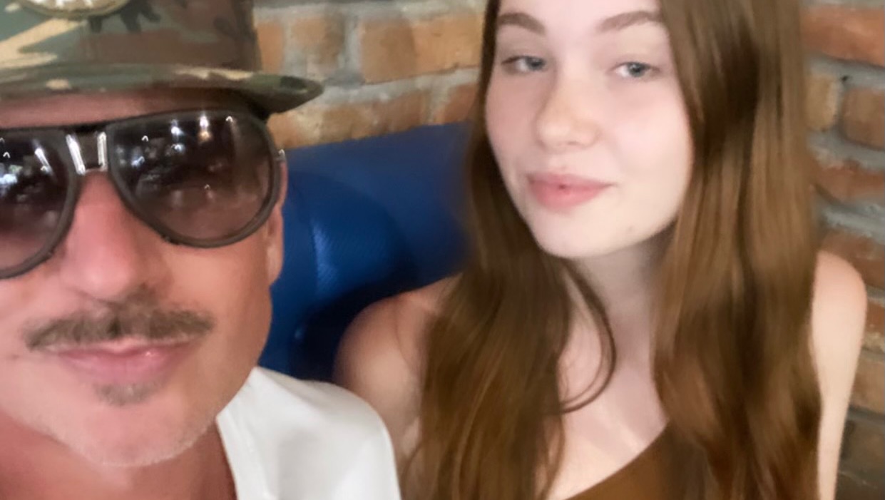Fundraiser by Skylar Stevenson : Urgent Help to Be with Our Dad