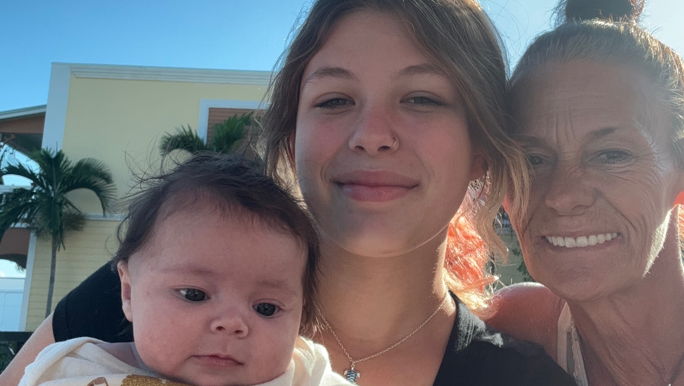 Fundraiser by Eliyah Becker : Bring Eliyah and Her Mom Back Together