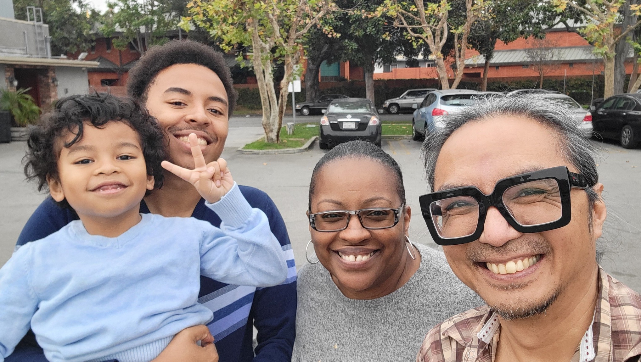 Fundraiser for Dennis Sison by Carissa Sison : Support Dennis & Shannon